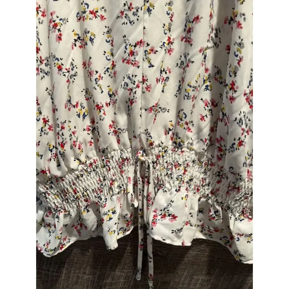 Sienna Sky | Tops | Sienna Sky Floral Blouse Blouse Size Large | Poshmark
